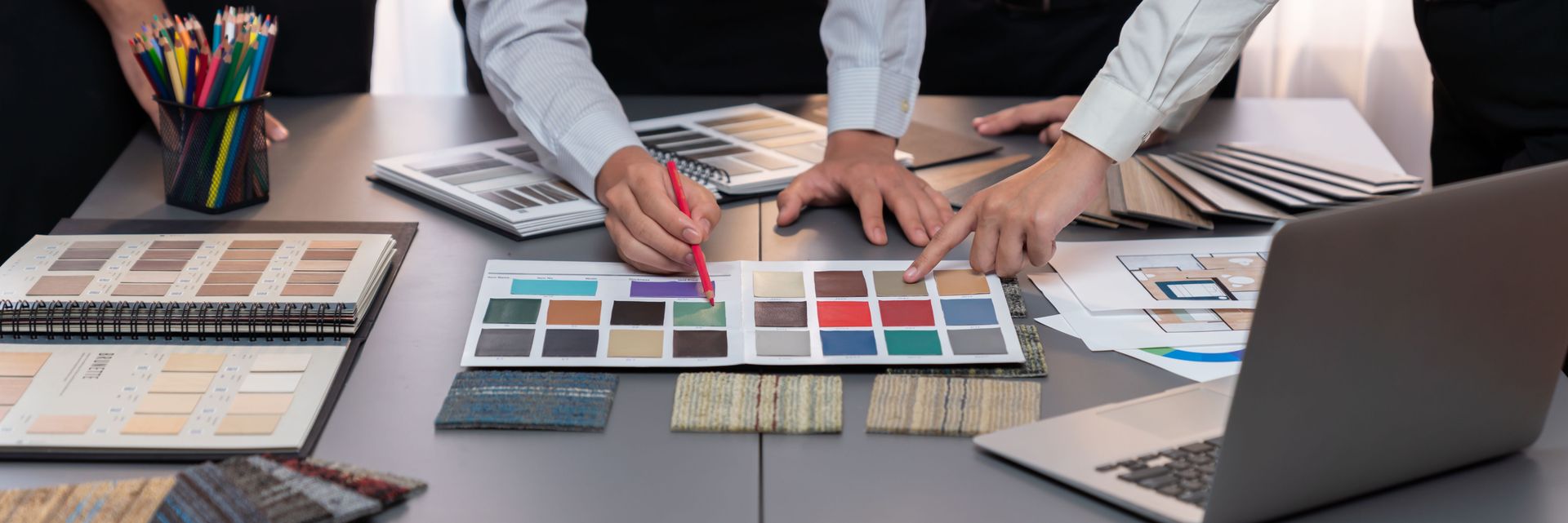 The top 7 tips for picking the perfect brand color palette